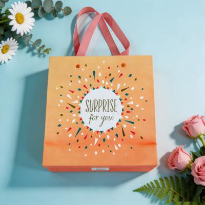 China Eco Compostable Die Cut Handle Paper Bag, Soy Ink Full Color Printing Tote Bag, Greaseproof Lining Ideal for Bakery, Coffee Shop, Takeaway Food, Boutique, Clothing, Jewellery, Coffee, Milk Tea Packing for sale