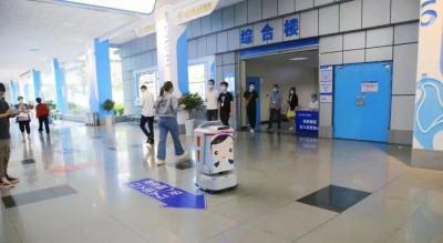 China Automatische Aanvullingspesticide het Bespuiten de Druglevering van de Robotapotheek Te koop