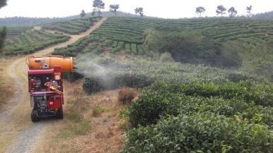 China Fertilizantes de rociadura del robot del pesticida agrícola automático de los herbicidas en venta
