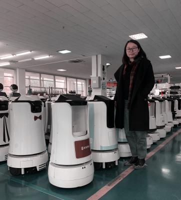 China Robot van de de Robot65db Slimme Levering van de hotel de Mobiele Dienst het 10,5 Duimscherm Te koop
