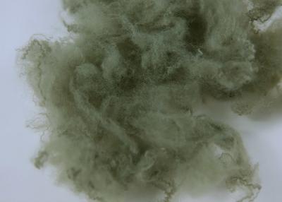 China Armee-Grün-Faser-Schmiere gefärbte Polyester-Spinnfaser für Teppich zu verkaufen
