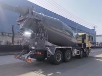 China Construction Concrete Mixer Truck With Core Engine Component for sale