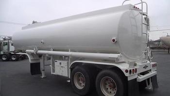 Cina Cisterna di carburante semirimorchio per il trasporto sicuro ed efficiente di carburante liquido e materiali pericolosi in vendita