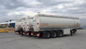 Cina Cisterna di carburante semirimorchio per il trasporto sicuro ed efficiente di carburante liquido e materiali pericolosi in vendita
