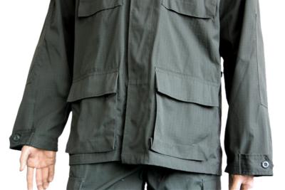 Cina Uniforme militare BDU Ripstop in poliestere e cotone, verde militare, taglie XS-3XL in vendita