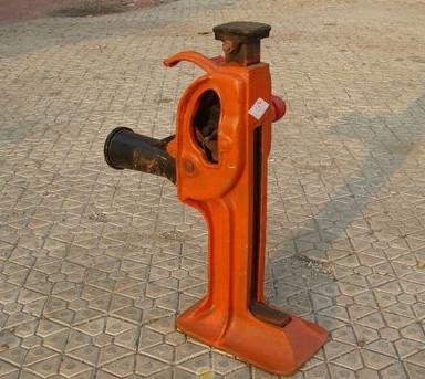 China 5T Mechanical Steel Track Jack for Railway Lifting for sale