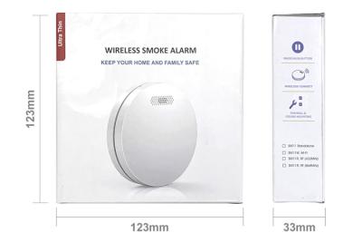 中国 Tuyaの光電のスマートで正確な85dB煙探知器の探知器 販売のため