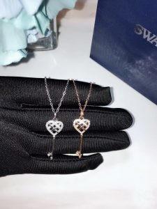 Cina 18K oro di marca gioielleria d'argento cuore lucchetto collana chiave pendente in vendita