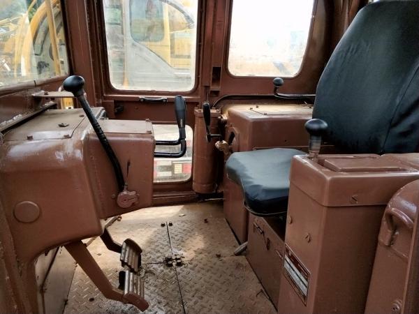 Quality Affordable Used CAT Bulldozer D6G Perfect for Mining/Construction, Smooth for sale