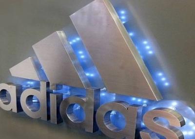 Cina L'acciaio inossidabile spazzolato retroilluminato segna i segni con lettere, insegne luminose accese per l'affare in vendita