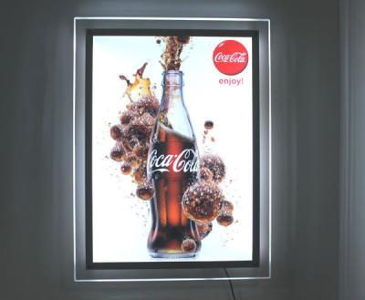 Cina Scatola leggera esile del cristallo LED del manifesto di pubblicità con la struttura acrilica per esposizione dell'interno in vendita