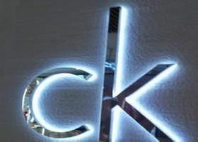 Cina Il segno Backlit LED di abitudine segna il segno con lettere Backlit acrilico per il logo dell'interno del negozio impermeabile in vendita