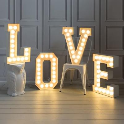 Cina L'alfabeto LED di stile di amore accende le lettere che le luci firmano per natale/festa nuziale in vendita