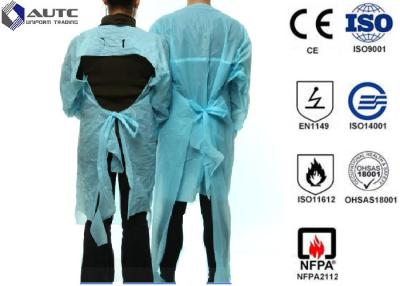 中国 PEの使い捨て可能な医学のWorkwearの防護衣の液体証拠のライト級選手 販売のため