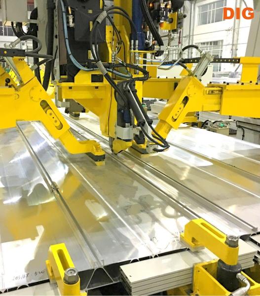 Static Gantry of Moving Gantry FSW Welding System
