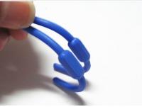 China Smart UHF RFID Laundry Tags 88x4mm Silicone Waterproof Garment Tracking with 7m Range and 225 Wash Cycles for sale