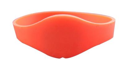 China 13.56MHz PVC​ Silicone RFID Access Control Wristbands High Temperature Resistance for sale