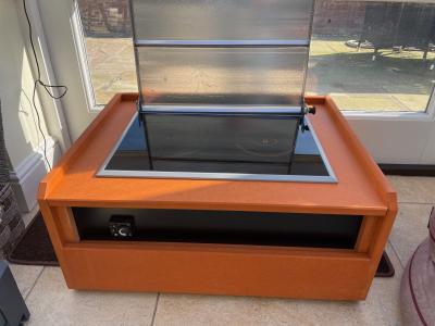 Cina Camper Diesel Hob 2200w 12V with Cover Energy Saving Two Years Warranty in vendita