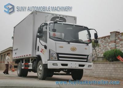 Cina La carne fresca di bassa potenza ed il pesce di FAW 3000KG Refrigerator Van Truck trasportano il camion in vendita