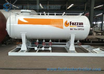 Cina Stazione di servizio di scivolo dell'autocisterna 10tons GPL del gas di scivolo del camion di semirimorchio cisterna di GPL 20000l GPL in vendita