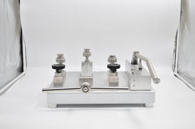 China 0.95-140bar bomba de comparação pneumática com conexão de interface de saída M20X1.5Fx2 14Kgs à venda