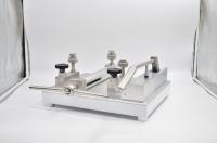 China Air Work Medium HS721 Lab Pneumatic Pressure Calibrator 60 bar Customized Performance for sale