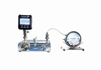 Cina Pompa di confronto di pressione pneumatica di grado industriale -0,5-0,5 bar per le macchine pesanti in vendita
