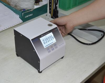 China Ferramenta de calibração de tonômetro de inteligência de grande ecrã LCD para medições de alta precisão à venda