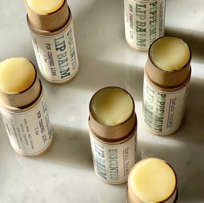 Cina i tubi del balsamo di labbro di carta kraft di 0.5oz, cartone del deodorante del cartone spingono verso l'alto i tubi in vendita