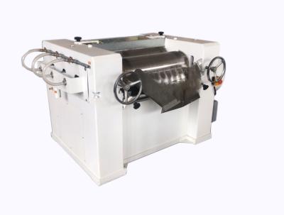 Cina Good price S-405 Toilet Soap Production Line Mixing Machine S405 Three-Roller Grinder stable performance in vendita