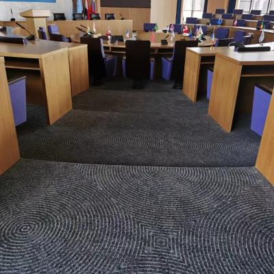 Cina 60.96cm*60.96cm Commercial Office Plush Printed Luxury Hotel Tile Carpet per aree pubbliche in vendita