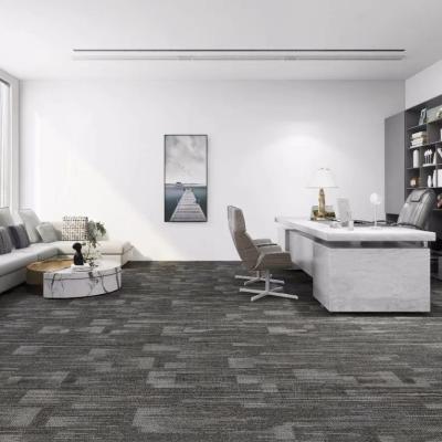 Cina 50x50cm Piastrelle di tappeto di lusso Materiale in nylon 100% per ufficio di forma rettangolare in vendita