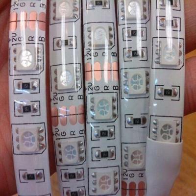 China SAA SMD impermeável 5050 Rgb conduziu a luz de tira 5m 12v 24v 14,4 watts à venda