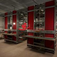 China Mini Temp Difference Layer Chicken Cage System Reduced Stress for sale