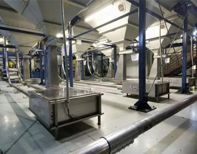 China Stainless Steel Conveyor Chain System For Food Powders for sale