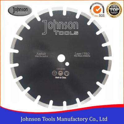 China Customized Diamond Asphalt Cutting Blades Wide U Slot Type Easy Operation for sale
