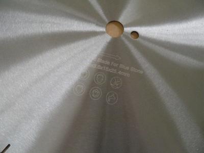 Cina lame di taglio d'acciaio silenziose della pietra del diamante del diametro di 450mm per il taglio del Bluestone in vendita