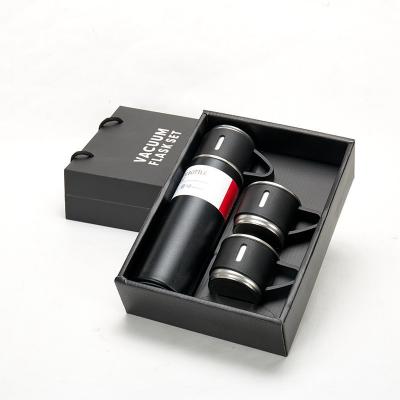 China Equipped with Anti-corrosion Coating 500ml Stainless Steel Flask Water Bottle Gift Set for sale