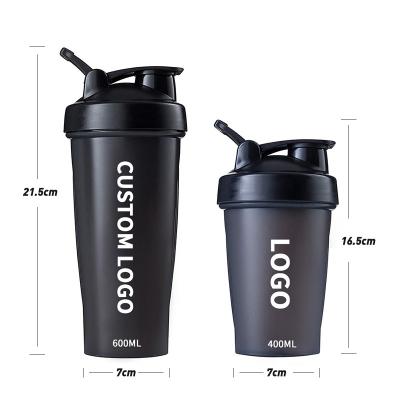 Cina PP Food Grade Lid BPA Free Protein Shake Bottle Stile di design contemporaneo per allenamento in vendita