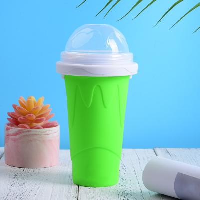 China 10.5*6*21cm Slushy Maker Cup Food Grade Silicone Pinch Slush Cup Ice Cream Tubs Type for sale