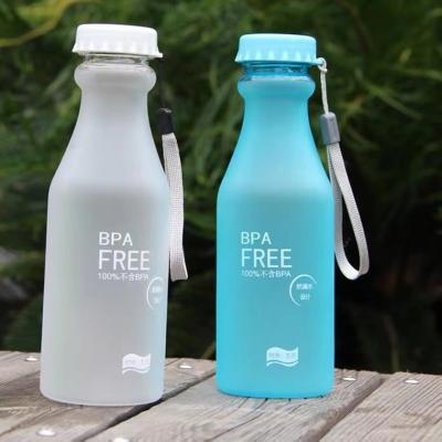 中国 壊れない 550ml BPAフリー水瓶 スクール子供のためのキャンディー色 6.8x20cm 販売のため