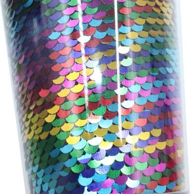 China Custom Logo Glitter Tumbler met stro en deksel voor waterstroom met anti-corrosiecoating Te koop