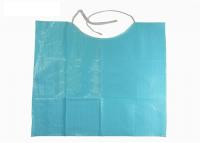 China Splash Proof Disposable Plastic Aprons With Pockets Microbial Barrier OEM Service for sale