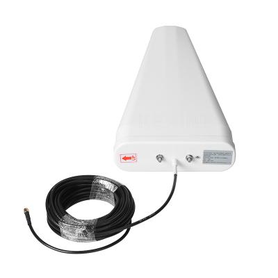 China High Gain 11dBi Signal Broadband 698-2700 MHz  Log Periodic Antenna for 4G 5G network for sale