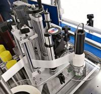 China Automatic Packaging Labeling Machine , Round Bottle Table Top Label Applicator for sale