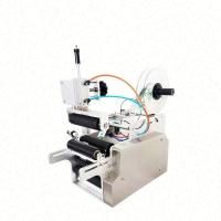 China Pneumatic Packaging Labeling Machine Semi Automatic For Round Bottle for sale