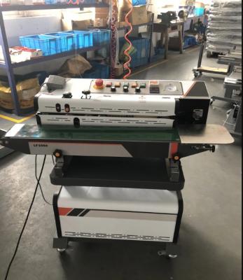 China Vertical Continuous Band Sealer With Nitrogen Gas Flushing Filling for sale