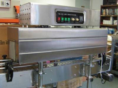 China Small Business Bottle Cap Shrink Wrapping Machine for Red Wine for sale