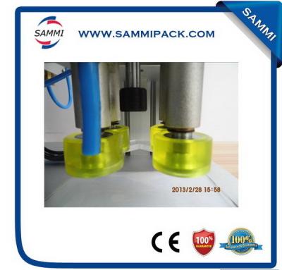 Китай Высококачественная полуавтоматическая укупорочная машина / Машина для завинчивания стеклянных крышек продается