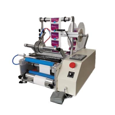 Cina Etichettatrice semiautomatica per bottiglie di vetro da 10 ml, etichettatura su un lato/due lati, etichettatura per bottiglie rotonde in vendita